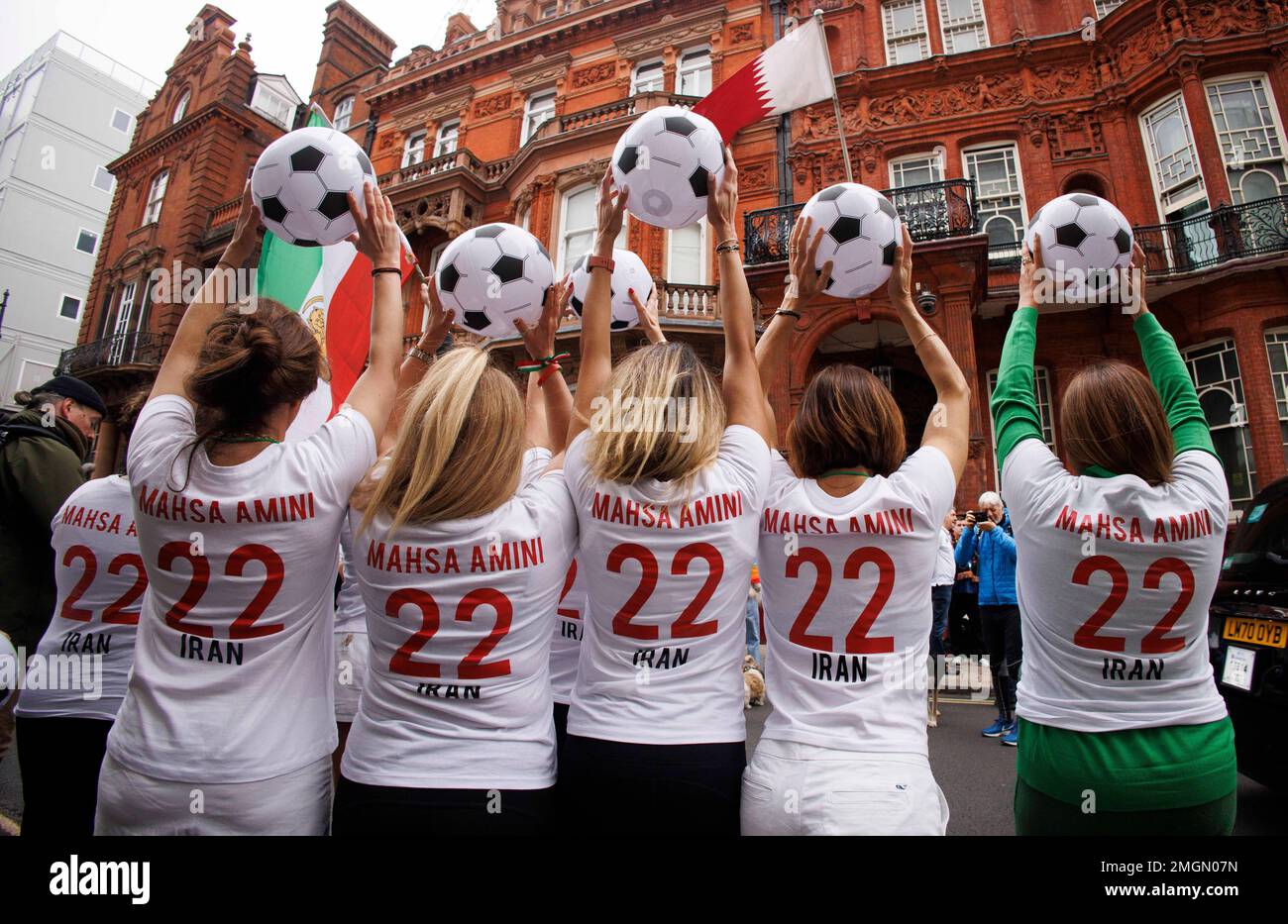 22 age of mahasa amini hi-res stock photography and images - Alamy