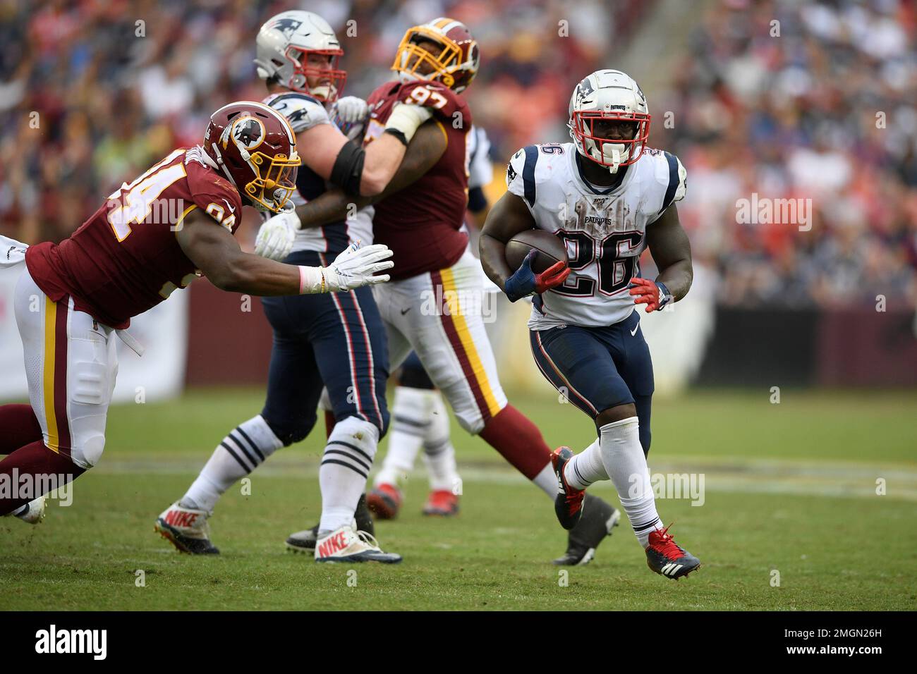 New England Patriots running back Sony Michel (26) runs with the ball ...