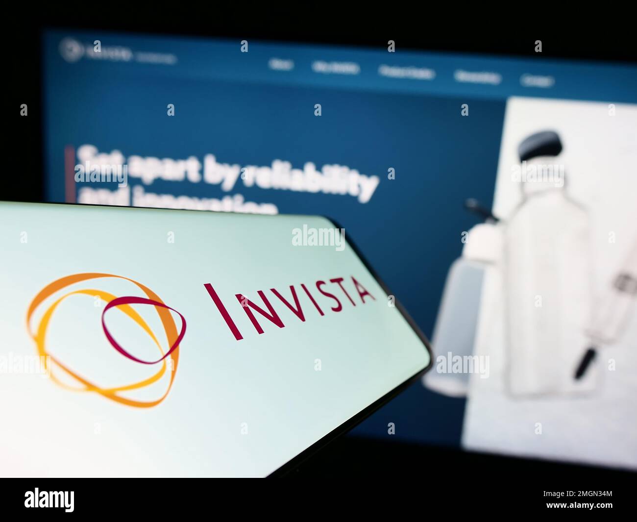 Invista logo hi-res stock photography and images - Alamy