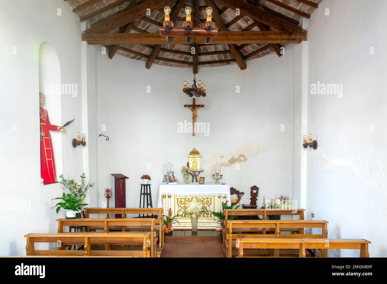 Ancient rural church of Santa Lucia, Spoltore, Italy Stock Photo - Alamy