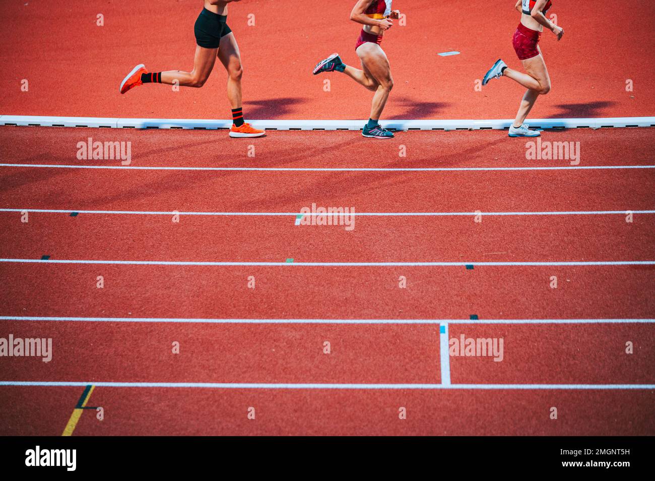 5000m race start line hi-res stock photography and images - Alamy