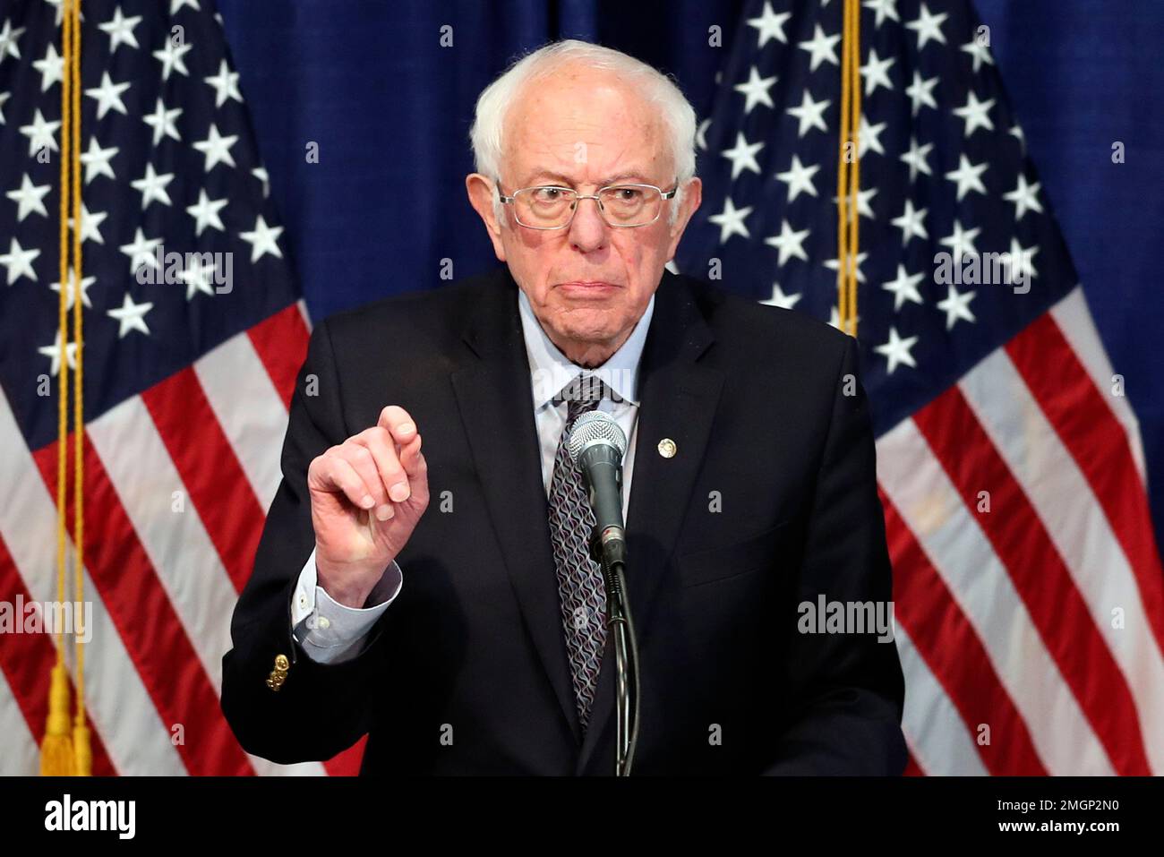 Democratic presidential candidate, Sen. Bernie Sanders, I-Vt., speaks ...