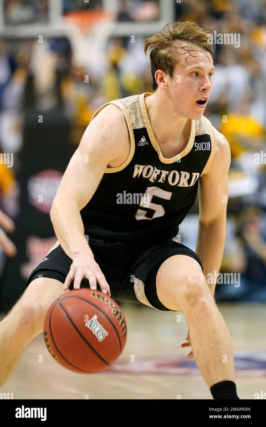 Wofford guard Storm Murphy (5) controls the ball against East Tennessee ...