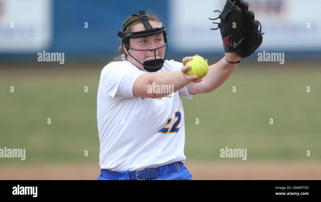 Hofstra's Madison Burns pitches during an NCAA softball game against ...
