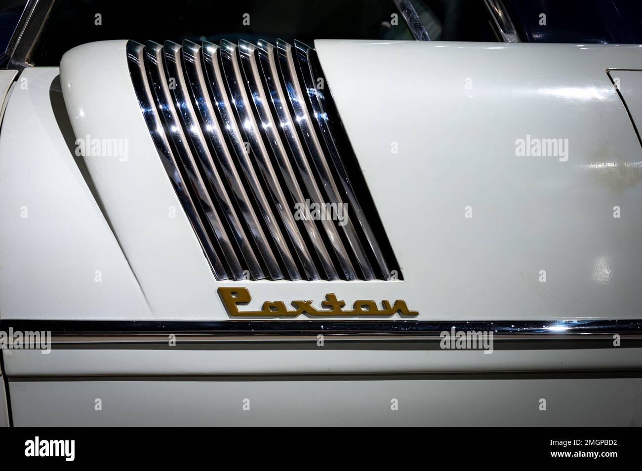 Automotiva hi-res stock photography and images - Alamy