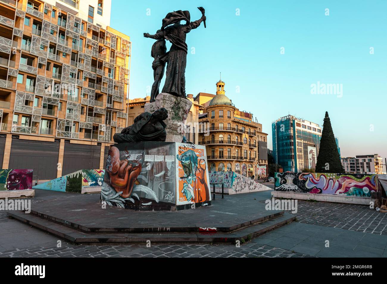 Old historic monument in Martyrs' square with al-Amin mosque and St ...