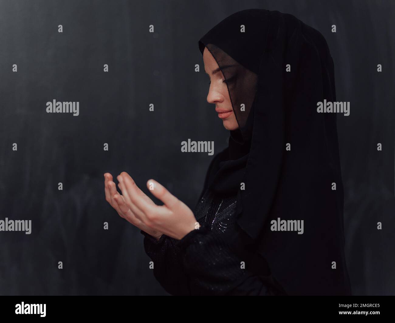 Dua hands hi-res stock photography and images - Alamy