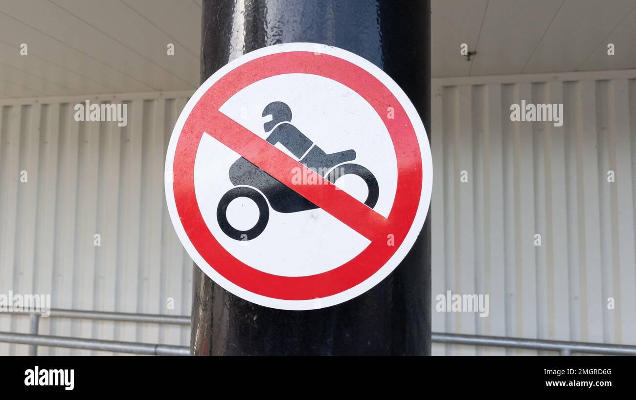 motorcycle prohibited traffic road sign No motorbike or no parking ...