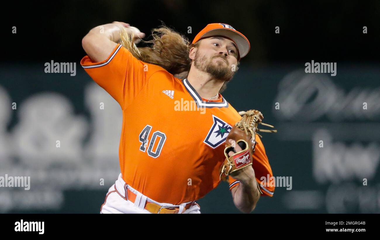 Texas Rio Grande Valley pitcher Ricky Gerik Jr. during an NCAA baseball ...