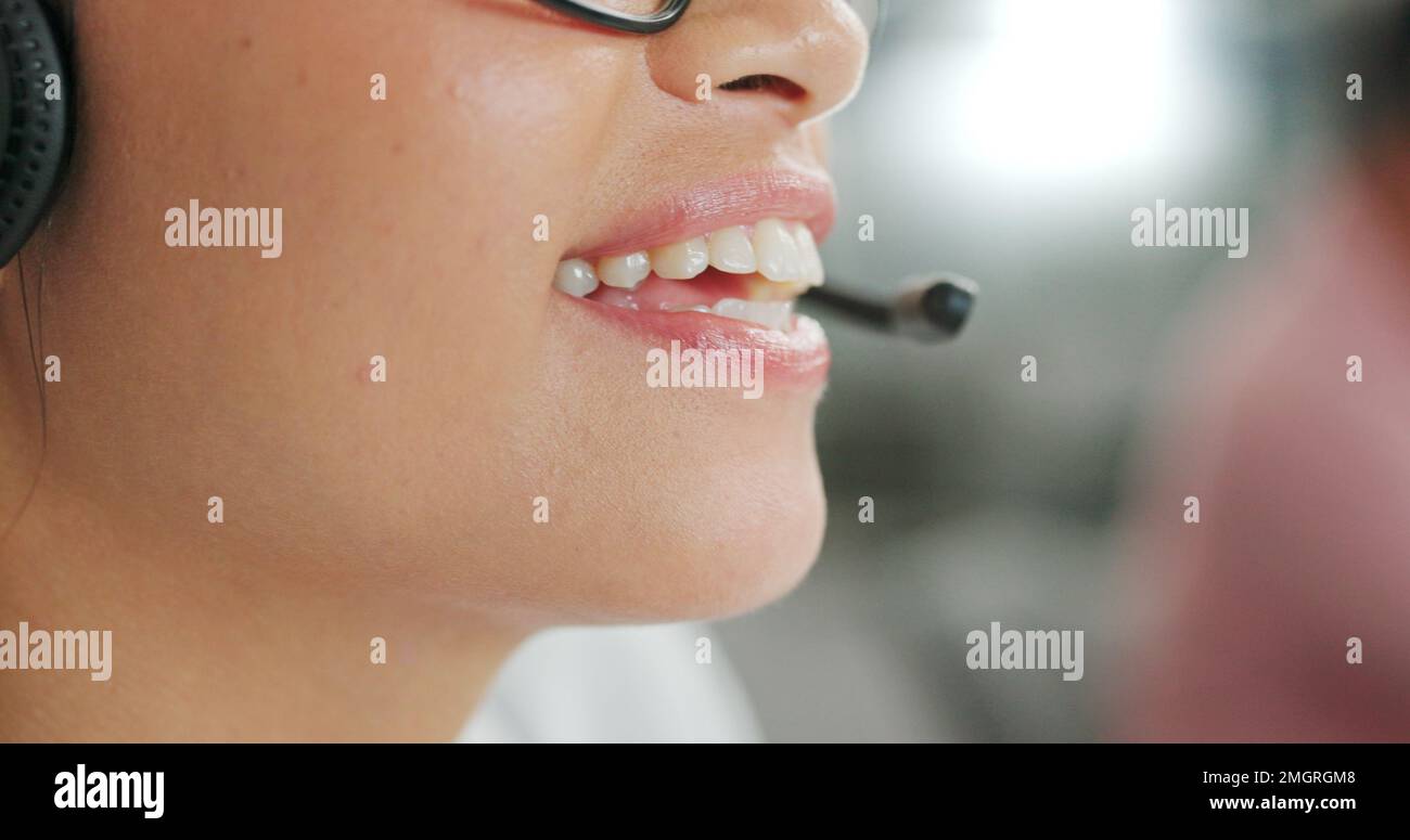 Employee female hi-res stock photography and images - Alamy