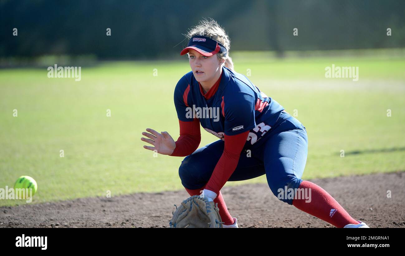 Detroit Mercy's Jen Lorenz (23) warms up before an NCAA college ...