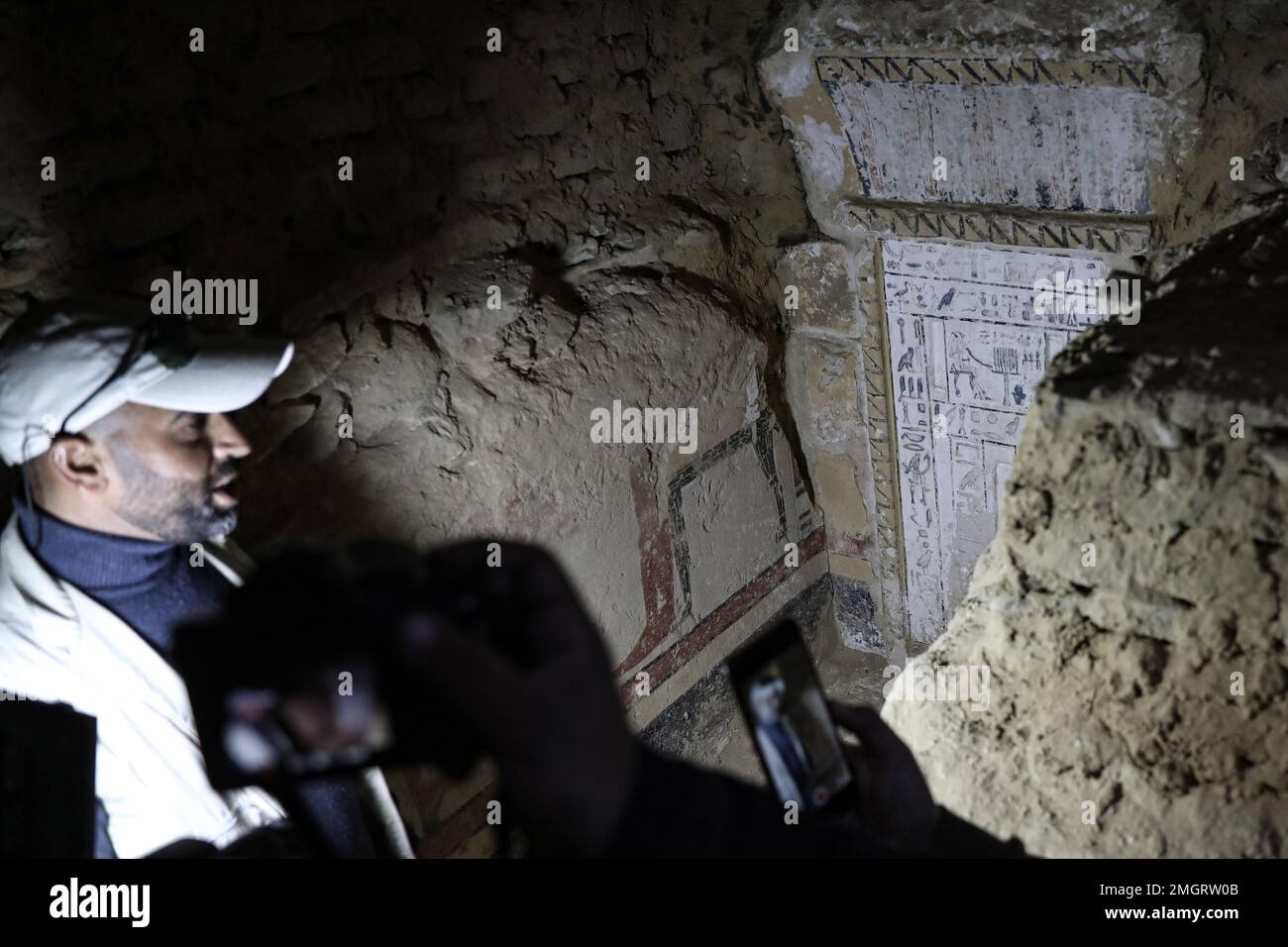 Giza, Egypt. 26th Jan, 2023. An Egyptian antiquities worker pictured ...