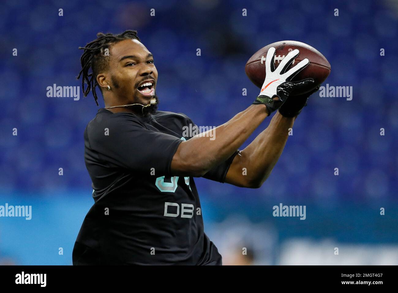 Georgia Southern defensive back Kindle Vildor runs a drill at the NFL ...