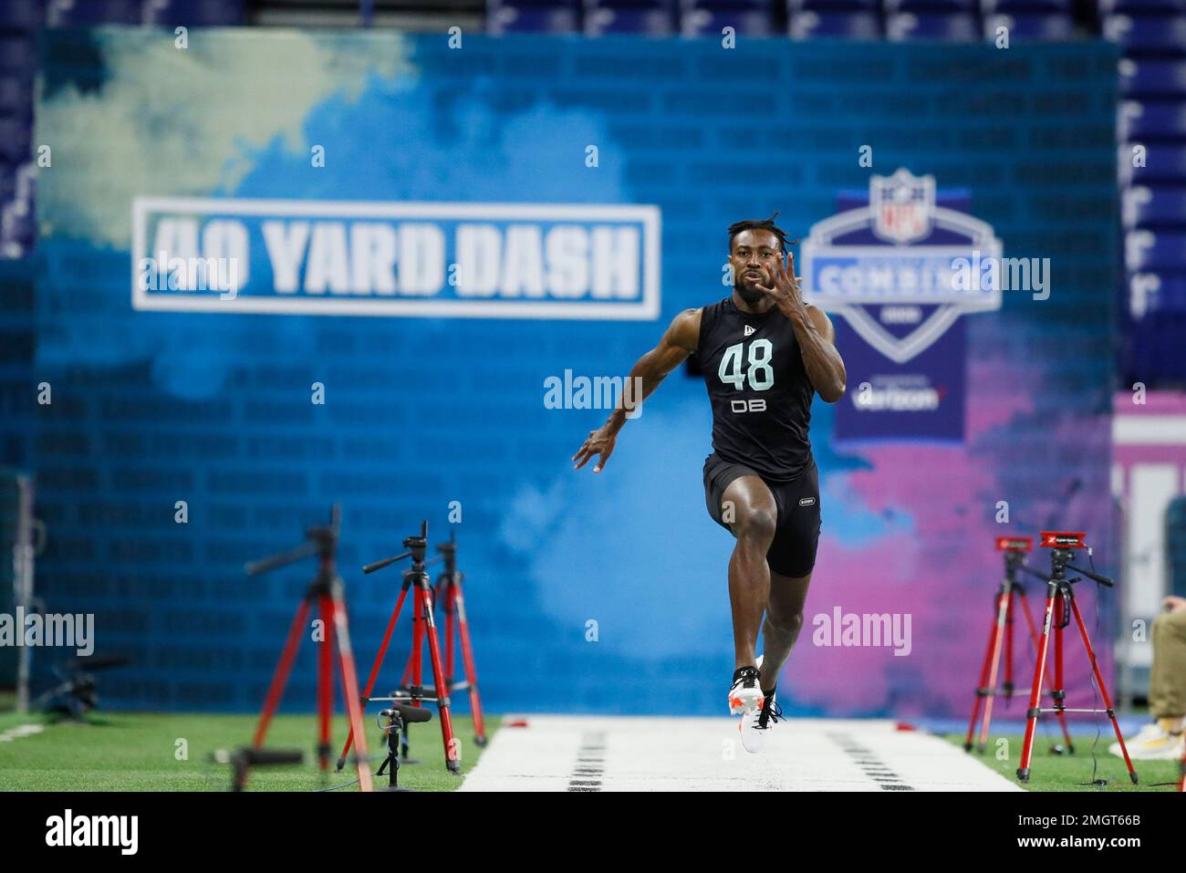 Ohio State defensive back Jordan Fuller runs the 40-yard dash at the ...