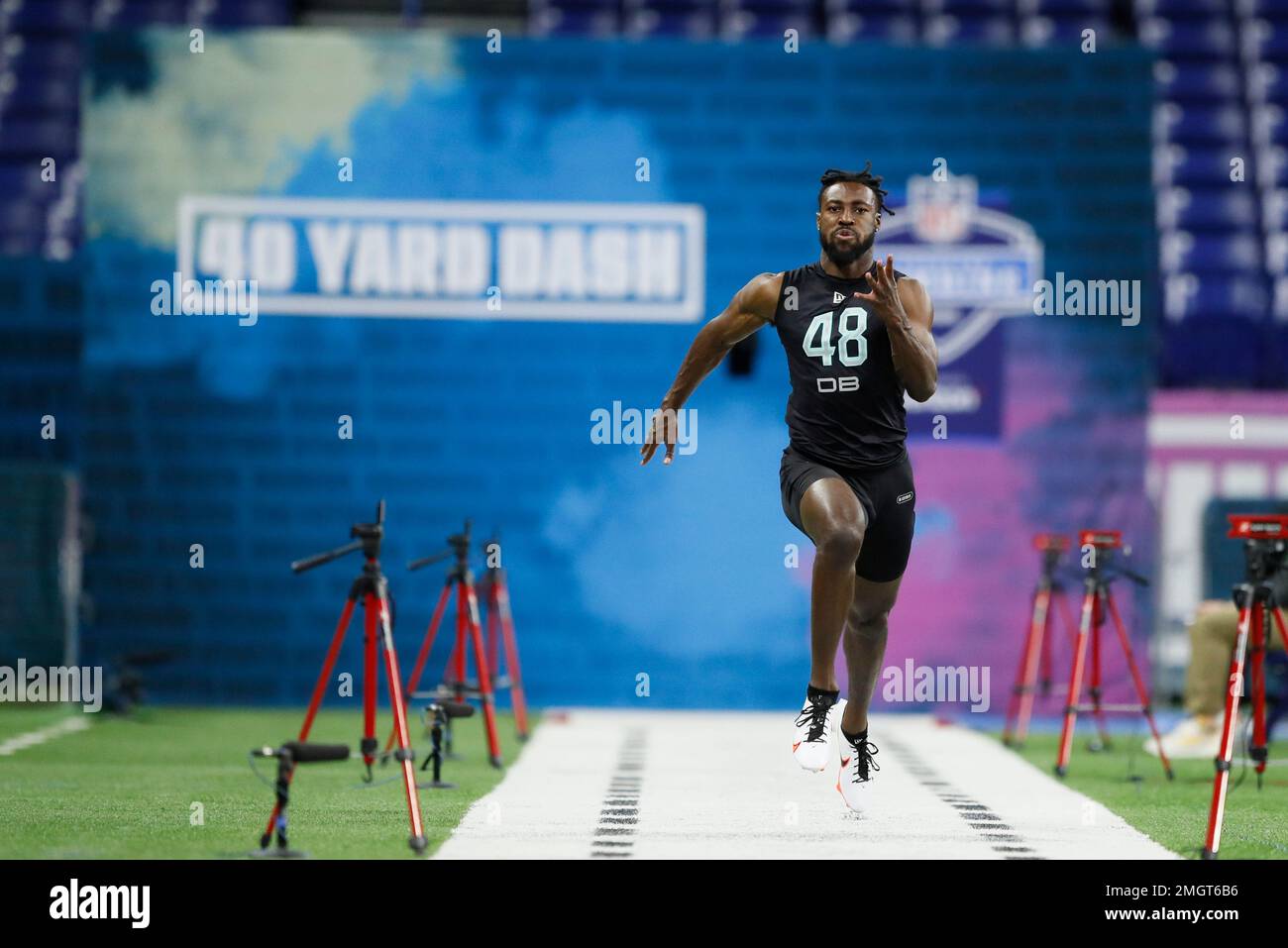 Ohio State defensive back Jordan Fuller runs the 40-yard dash at the ...
