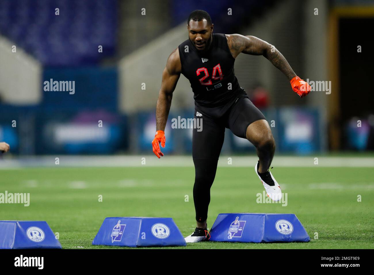 Alabama linebacker Terrell Lewis runs a drill at the NFL football ...