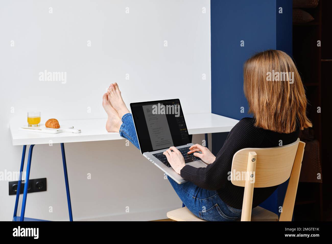 Unrecognizable woman filling application form sitting in rental ... Unrecognizable woman filling application form sitting in rental ...