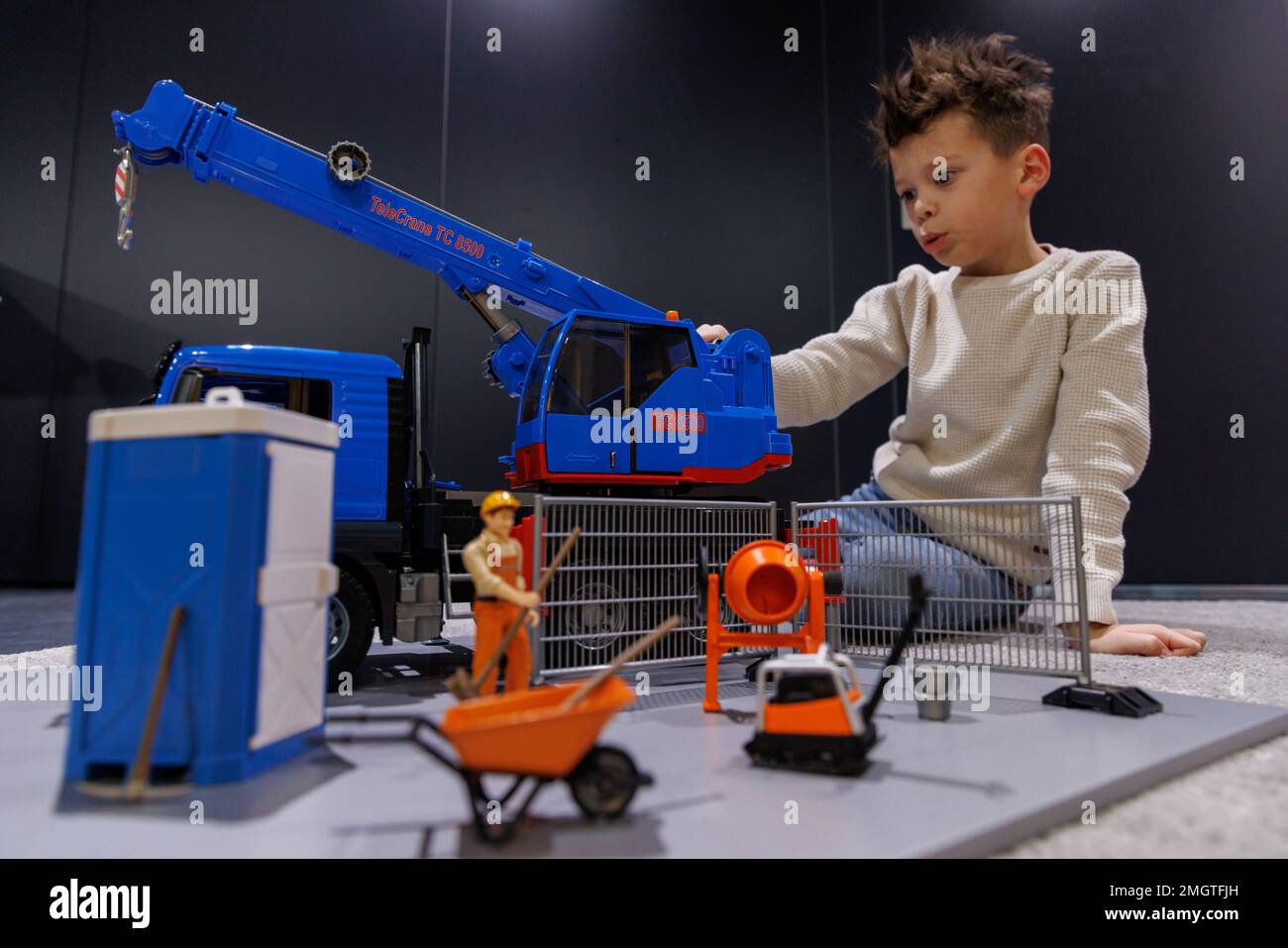 Nuremberg, Germany. 26th Jan, 2023. Iago plays with the bworld ...