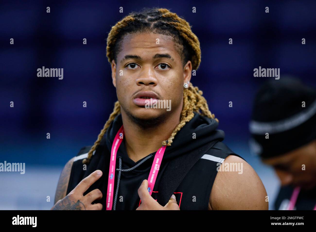 Ohio State defensive lineman Chase Young watches a drill at the NFL ...