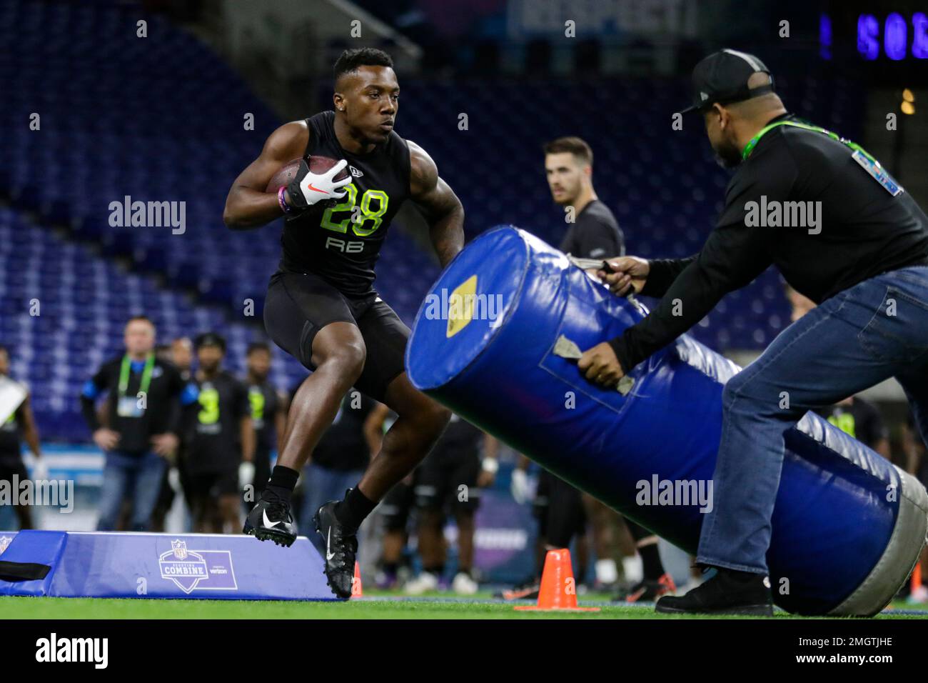 Vanderbilt running back Ke'Shawn Vaughn runs a drill at the NFL ...