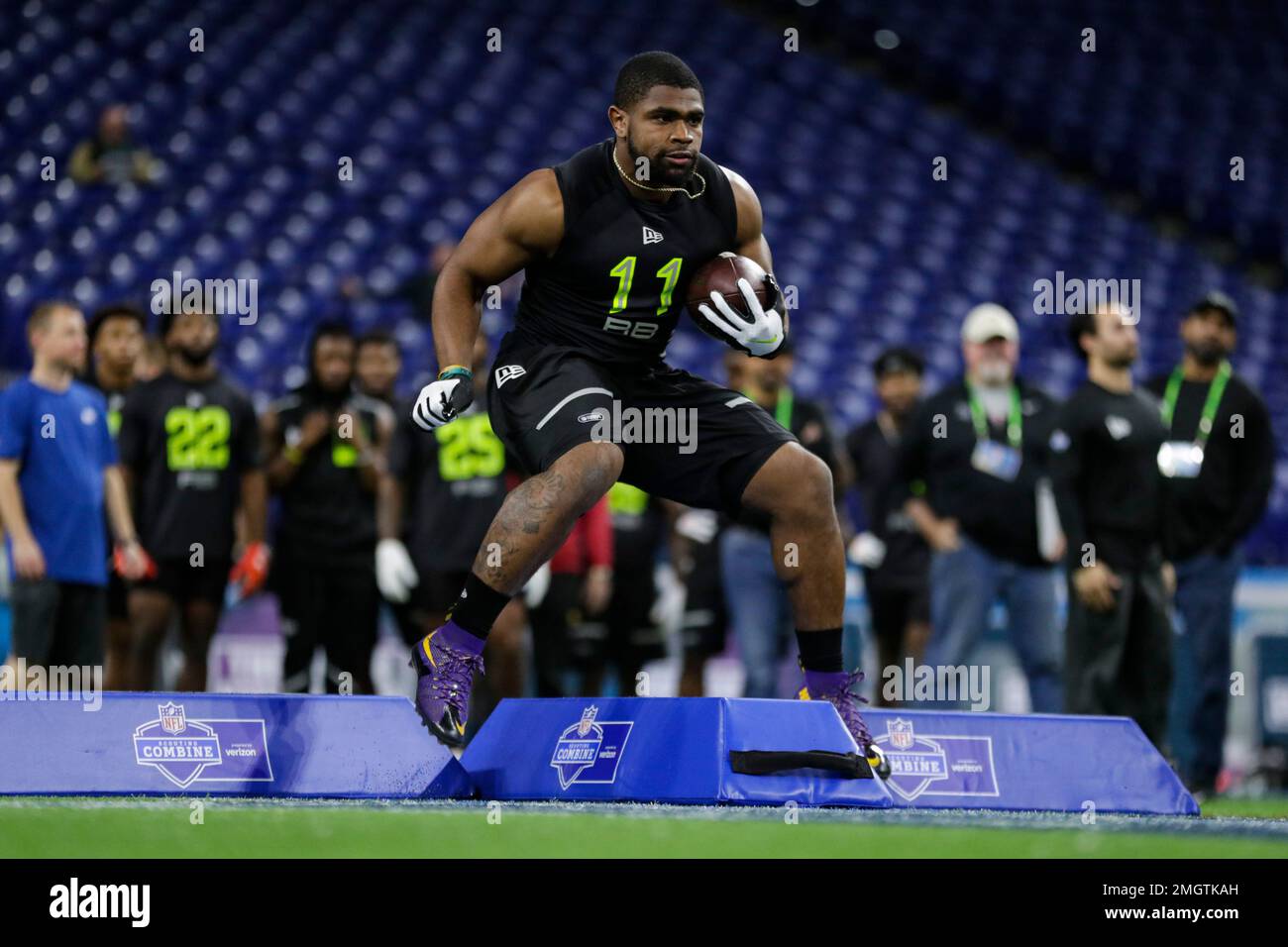 LSU running back Clyde Edwards-Helaire runs a drill at the NFL football ...