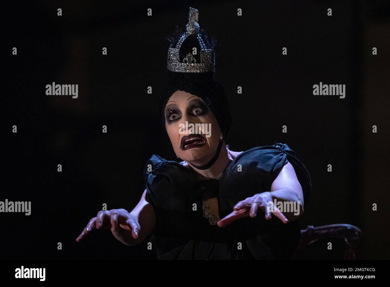 London, UK. 25th January 2023. ‘Queen Have & Miss Haven’t’ performed by ...