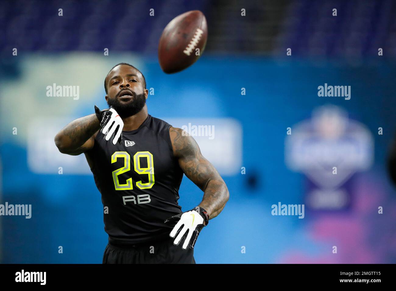 Vanderbilt running back Ke'Shawn Vaughn runs a drill at the NFL ...