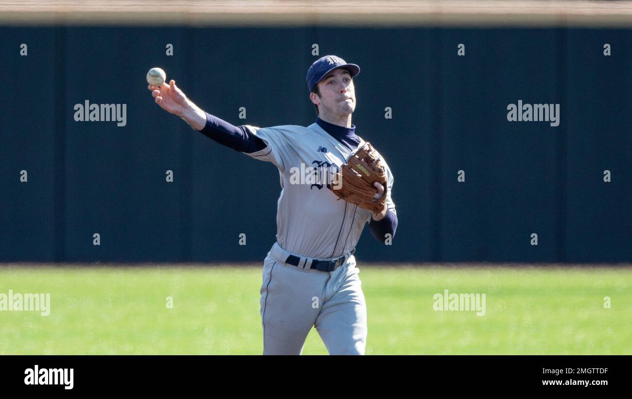 Maine's Jeffrey Omohundro (9) makes a throw during an NCAA baseball ...