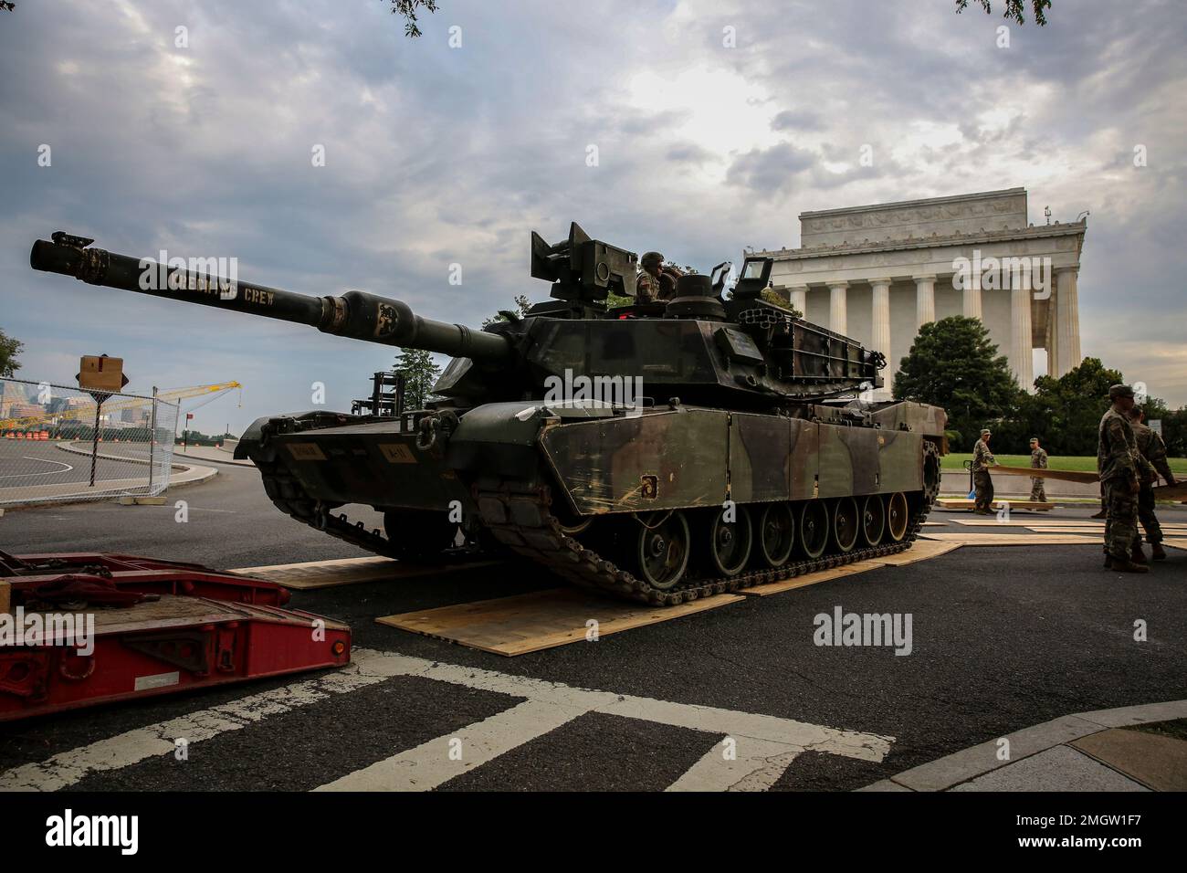 M1 abrams tank hi-res stock photography and images - Alamy