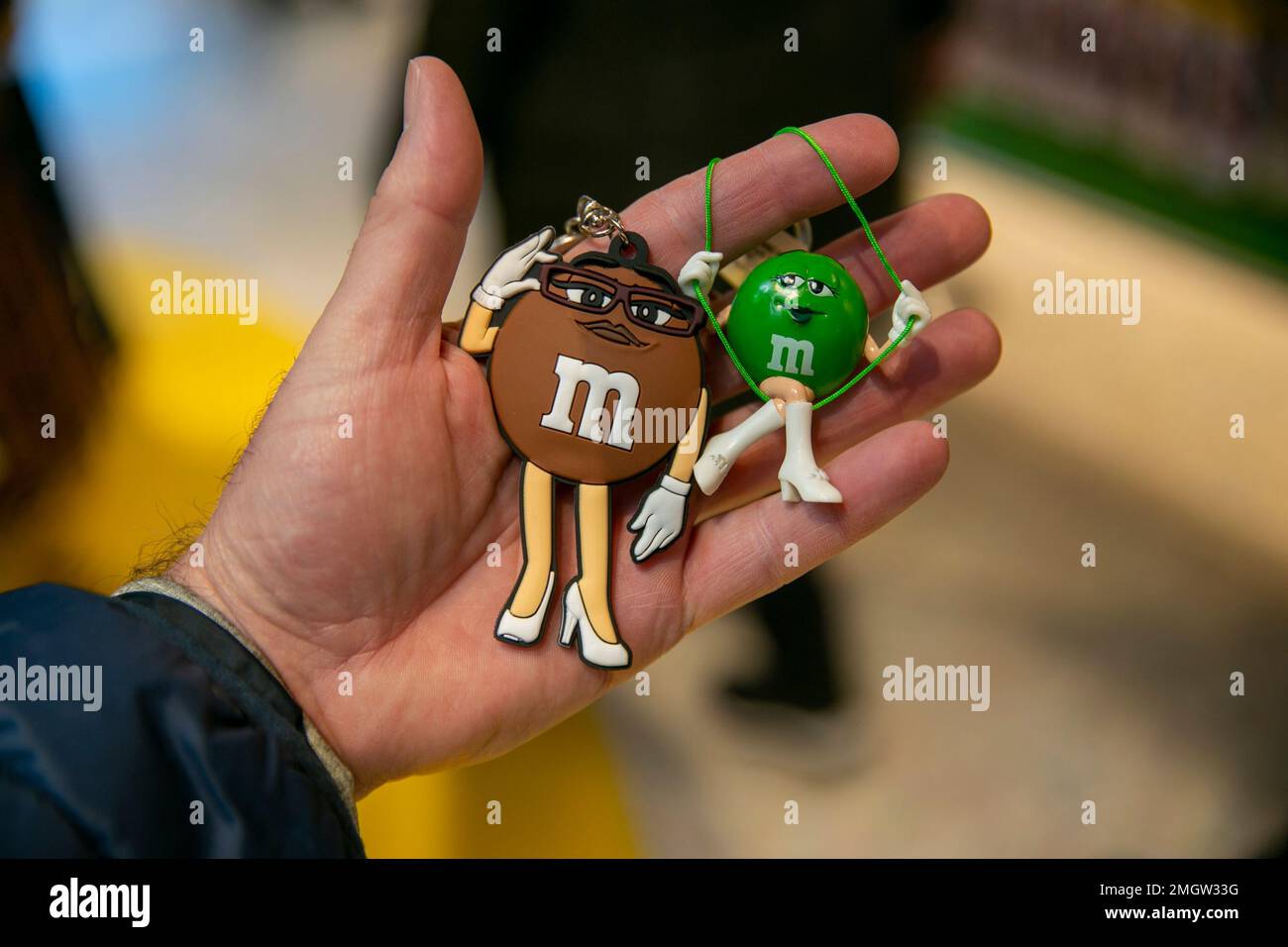 M&M's spokescandies characters are in the M&M's Times Square candy ...