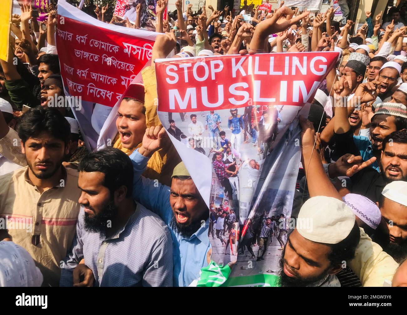 Bangladeshis protest against the communal violence in New Delhi, after ...