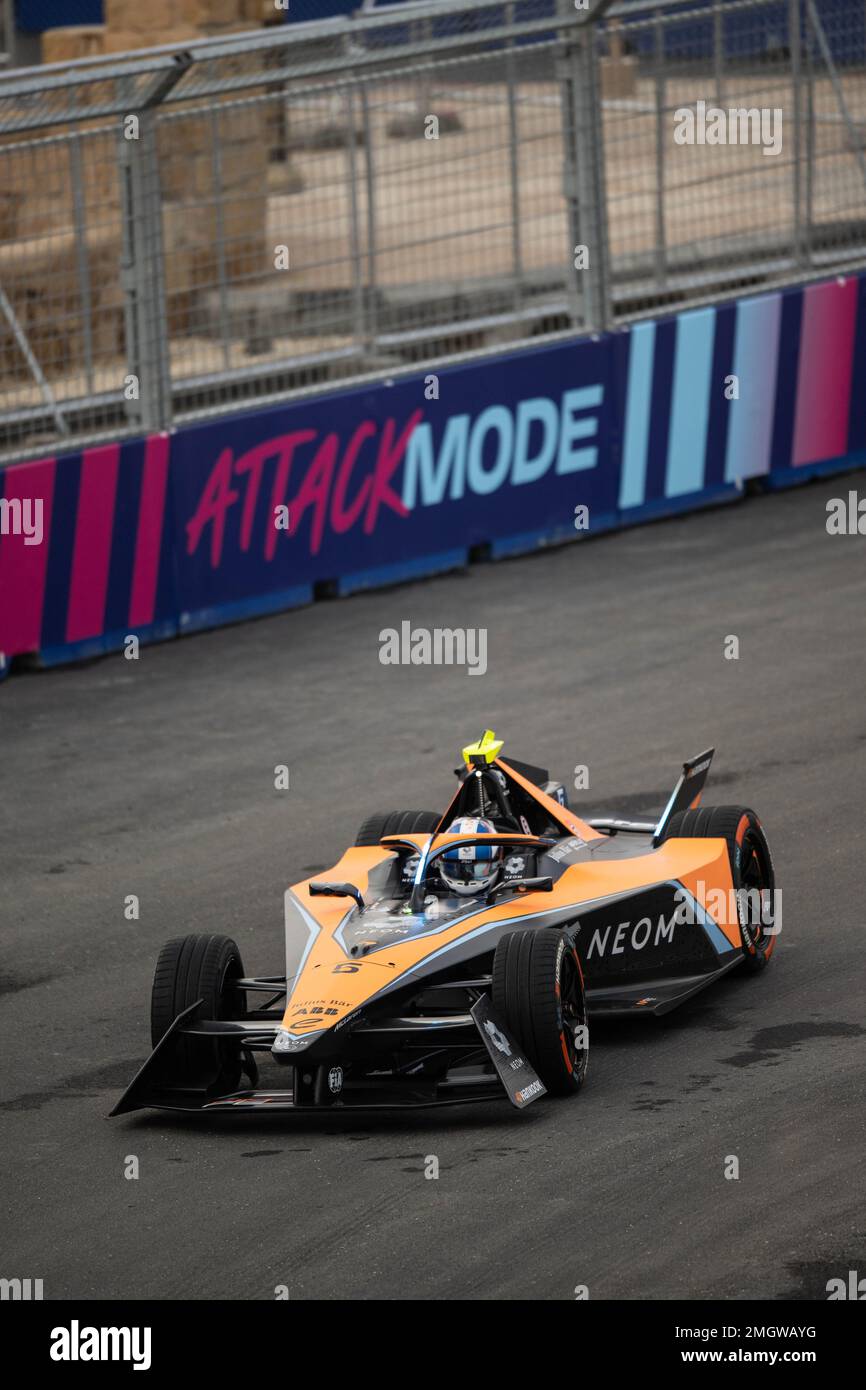 1/26/2023 - Jake Hughes, NEOM McLaren Formula E Team, Nissan e-4ORCE 04 during the Formula E ...