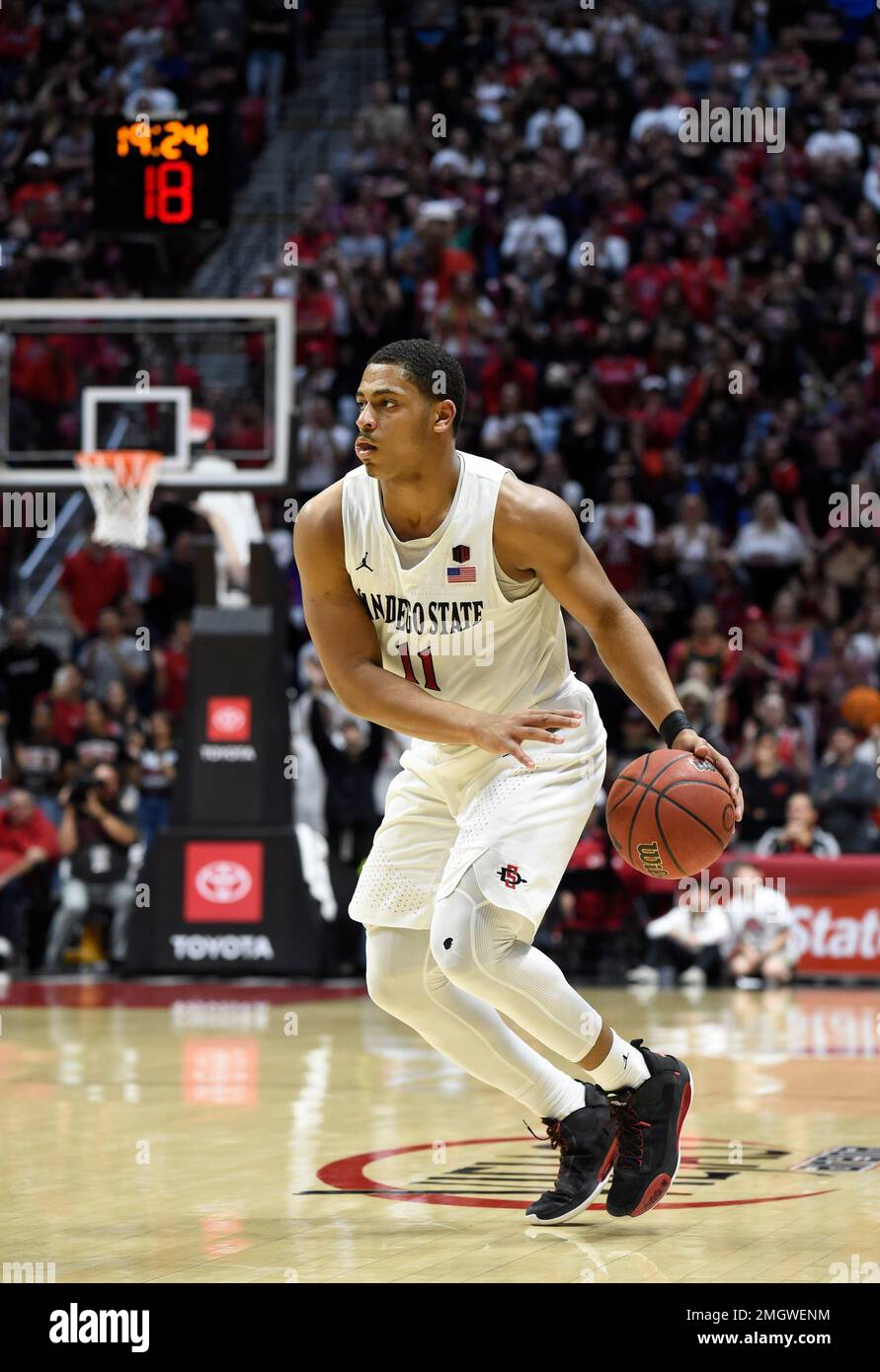 San Diego State forward Matt Mitchell (11) plays during the first half ...
