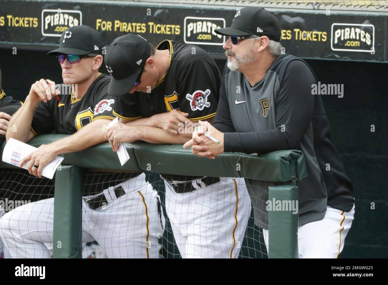 Pittsburgh Pirates manager Derek Shelton, right, watches his team play ...