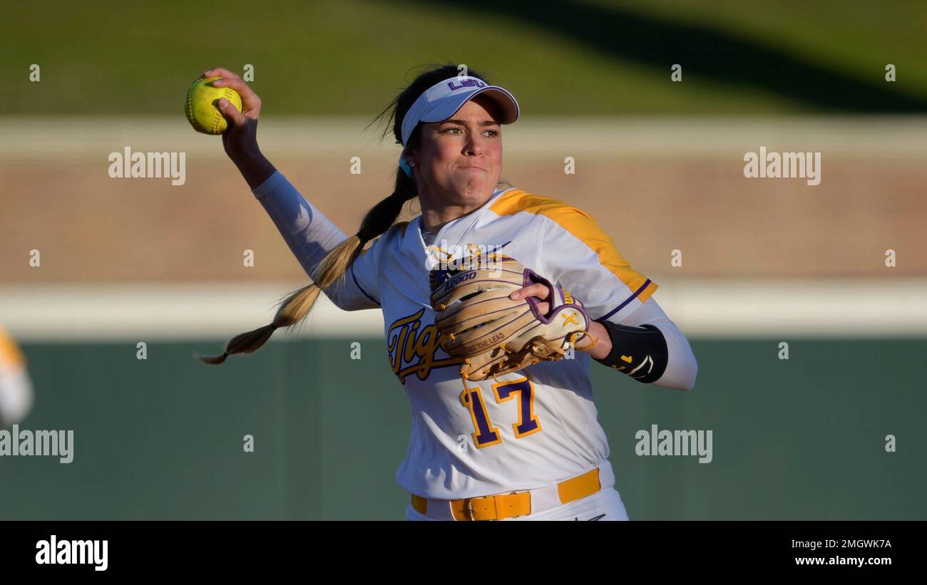LSU shortstop Taylor Pleasants throws a ball for an out during an NCAA ...