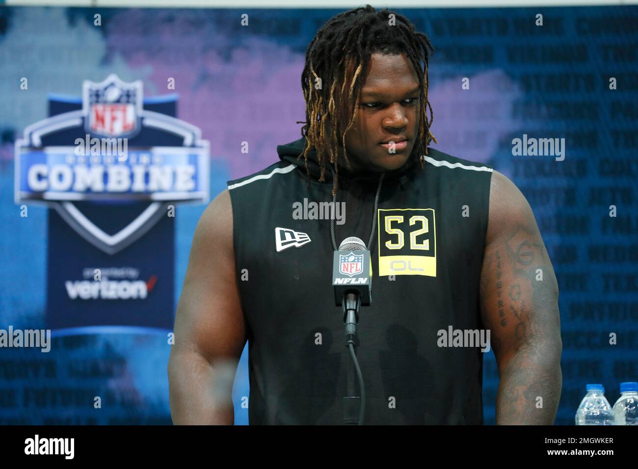 Georgia offensive lineman Isaiah Wilson speaks during a press ...