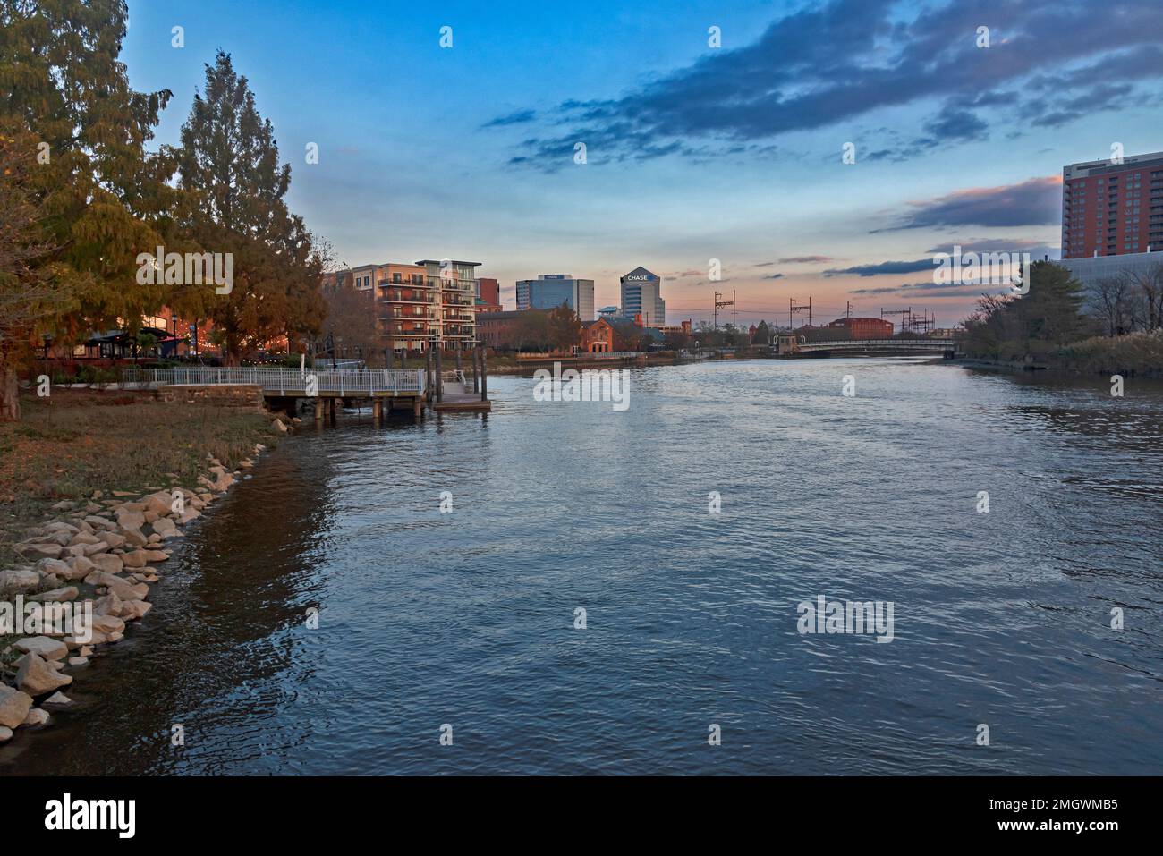 Evening riverfront and Delaware river, Wilmington, Delaware, USA Stock ...