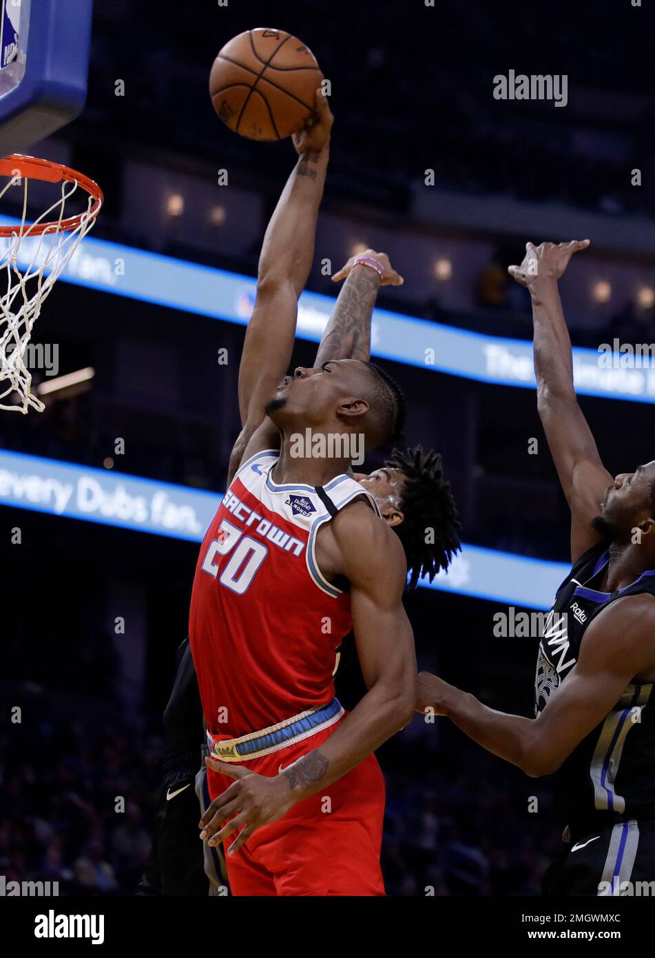 Sacramento Kings' Harry Giles III shoots against the Golden State ...
