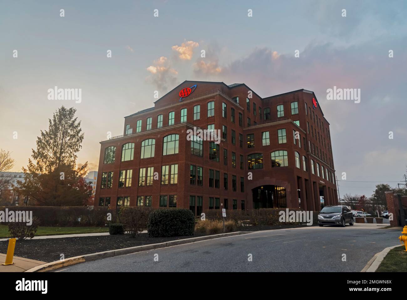 Corporate outing hi-res stock photography and images - Alamy