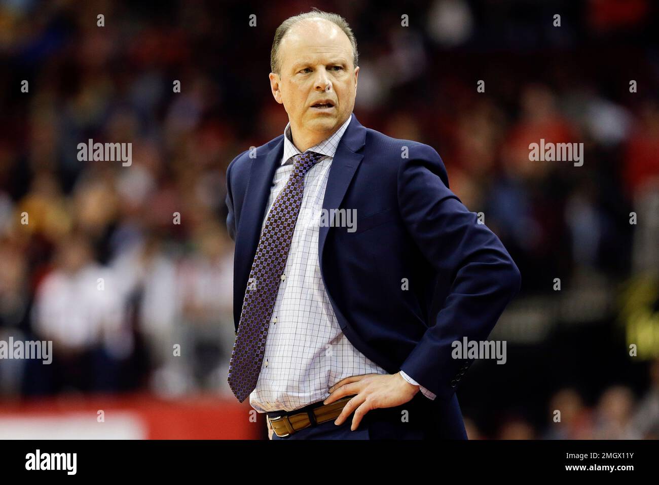 New York Knicks head coach Mike Miller watches from the sideline during ...