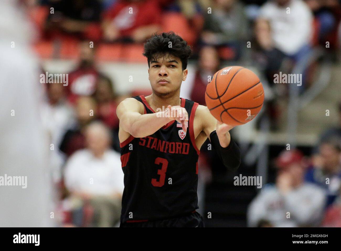 Stanford guard Tyrell Terry (3) passes the ball during the second half ...
