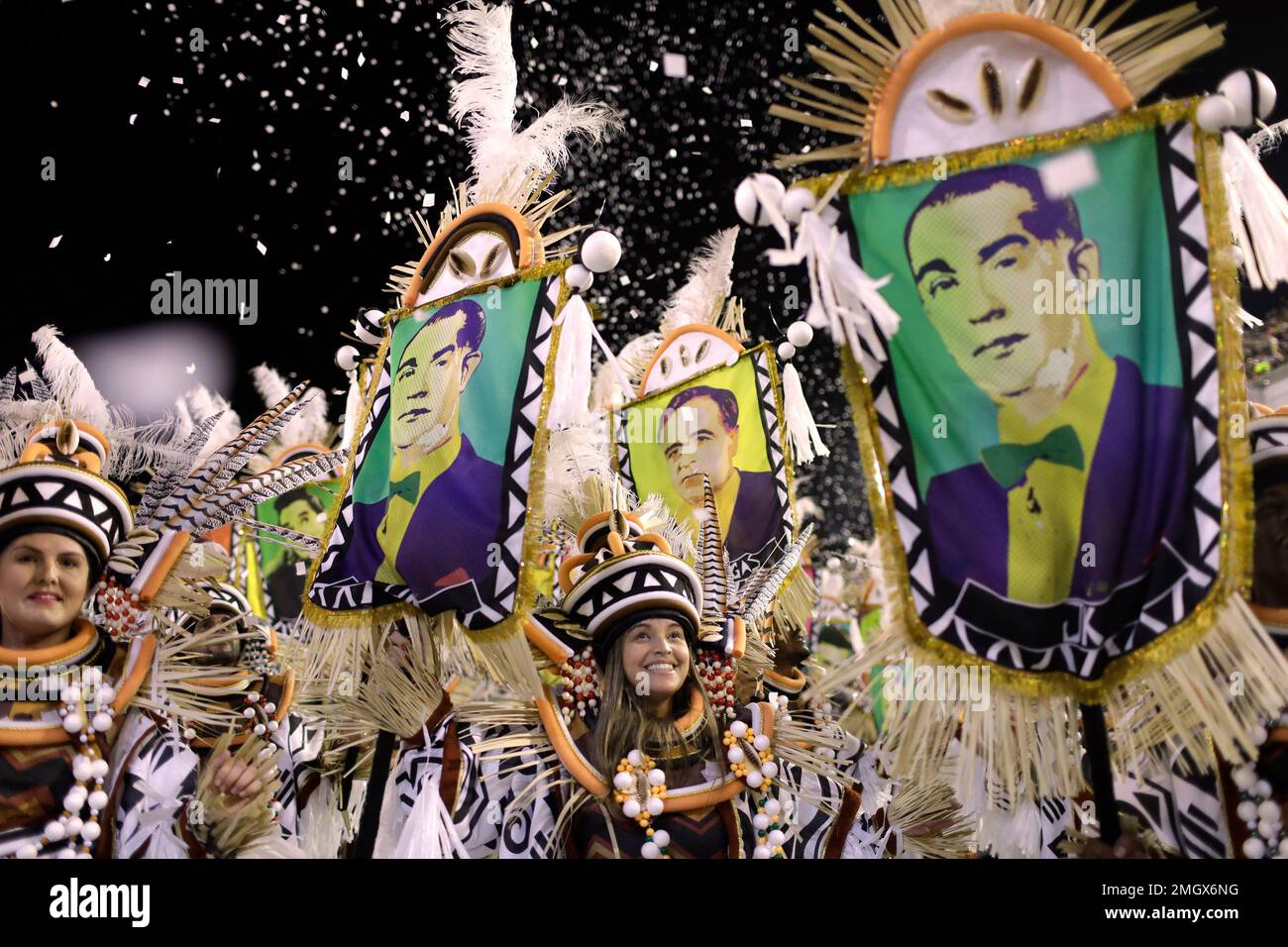 Performers from the Grande Rio samba school parade during Carnival ...