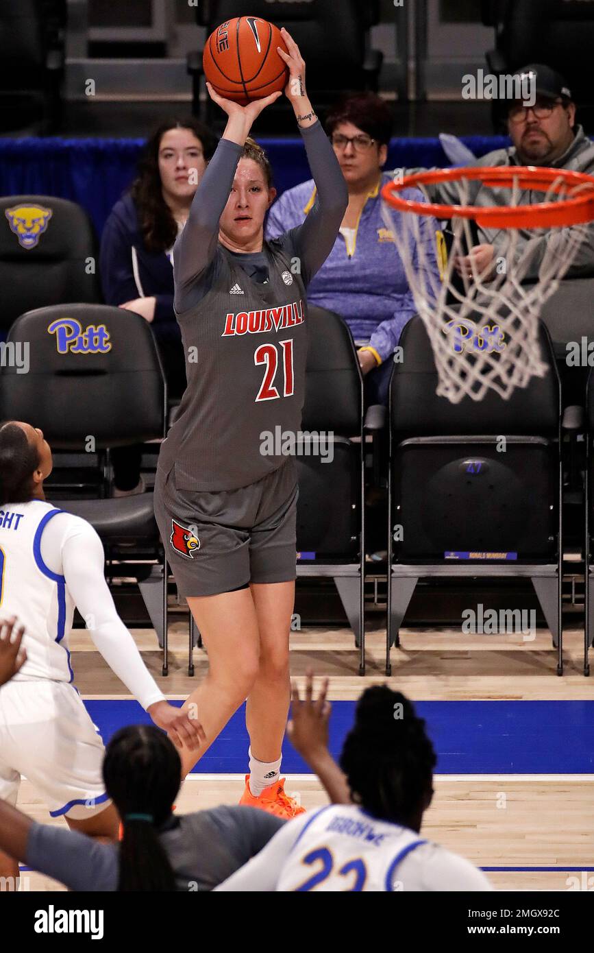 Louisville's Kylee Shook (21) gets off a three-point shot during the ...