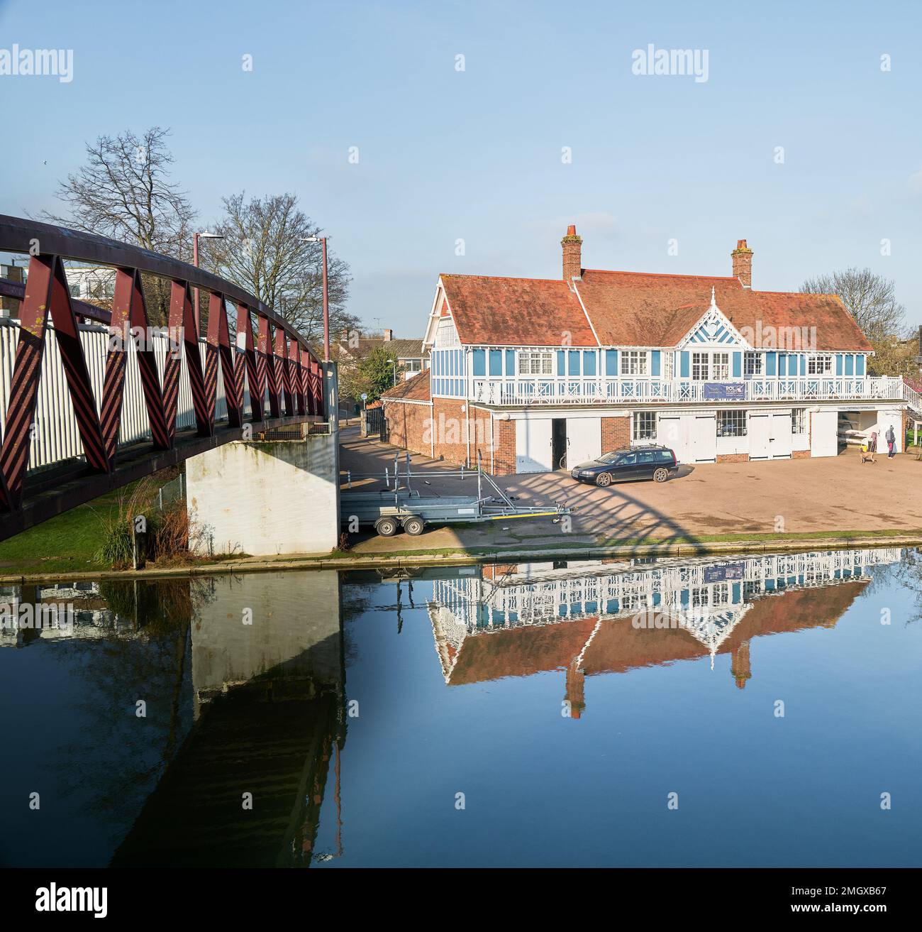 Cutter Ferry pedestrian bridge over the river Cam, Cambridge, England ...