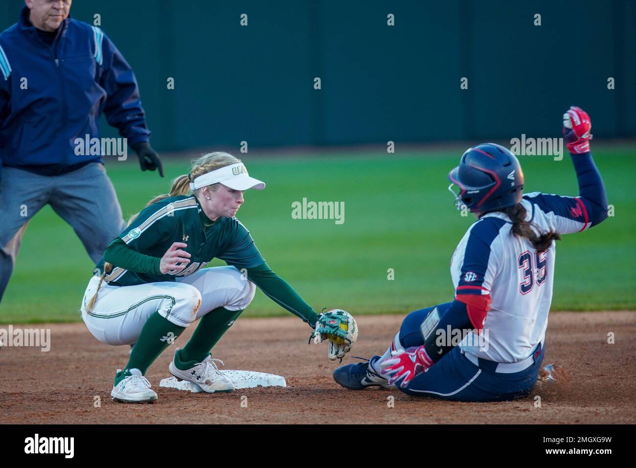 UAB second baseman Ashton Clem (22) prepares to apply the tag to Ole ...
