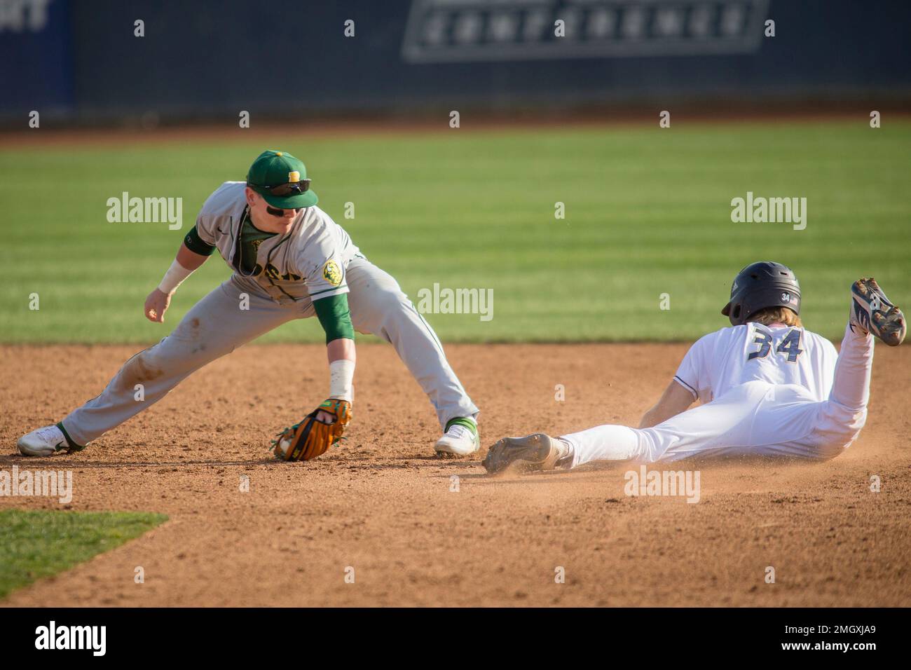 Peter brookshaw hi-res stock photography and images - Alamy