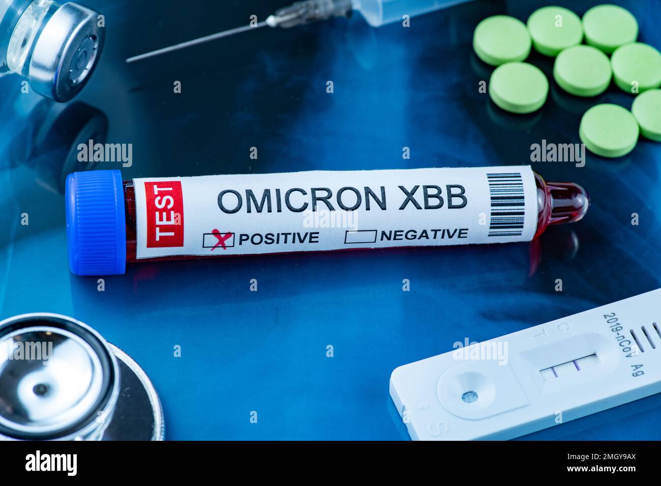 Test tube labelled "OMICRON XBB variant test positive Stock Photo - Alamy