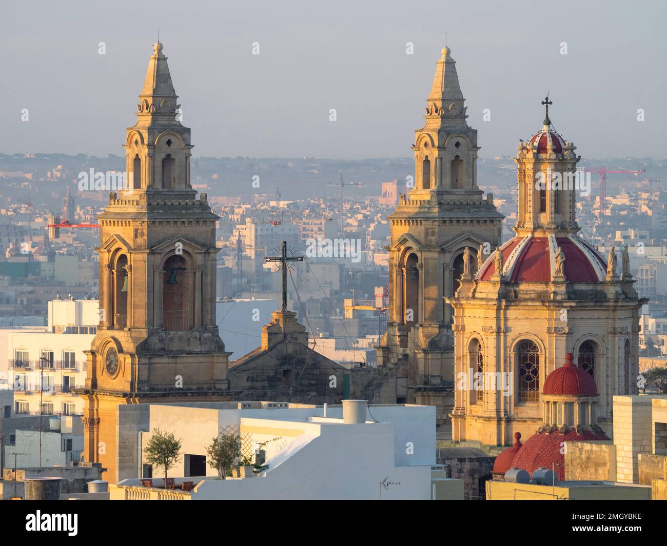 Rooftop buildings architecture hi-res stock photography and images - Alamy