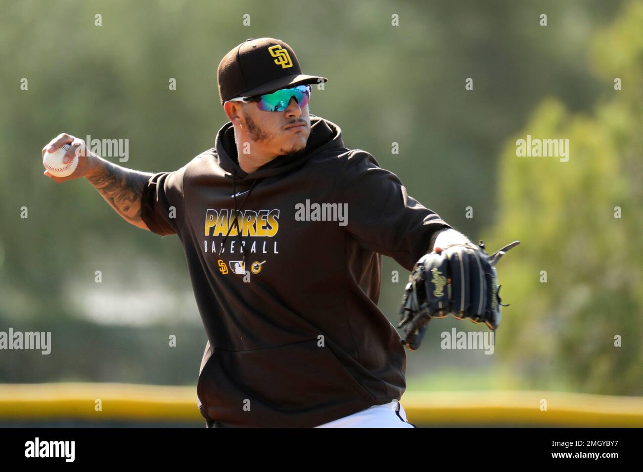 San Diego Padres' Manny Machado throws during spring training baseball ...