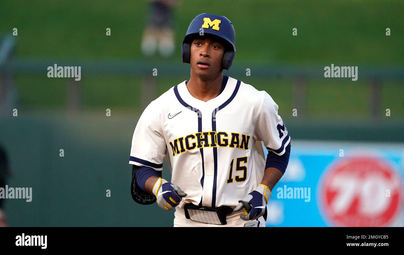 Michigan Clark Elliott (15) during an NCAA baseball game against ...